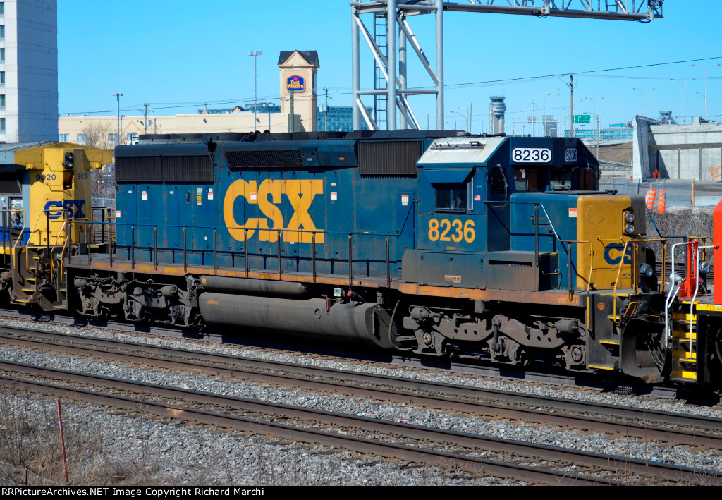 CSX 8236